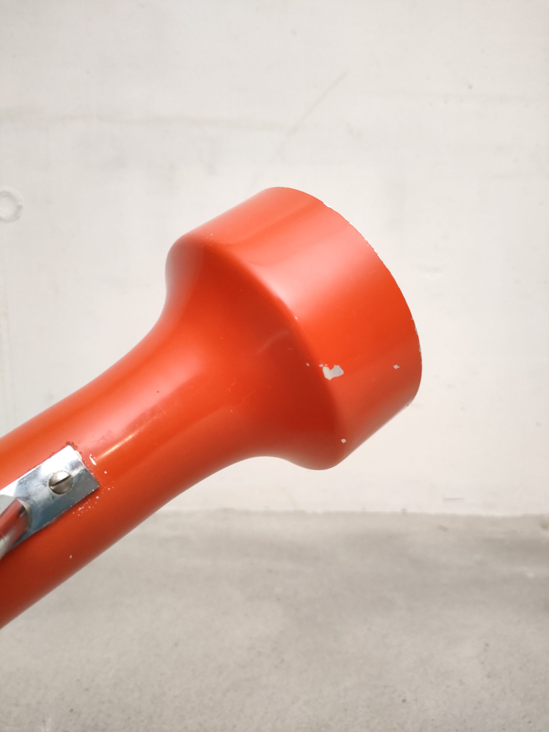 Lampe de table spot rouge | lalmachine.com, mobilier et objets déco ...