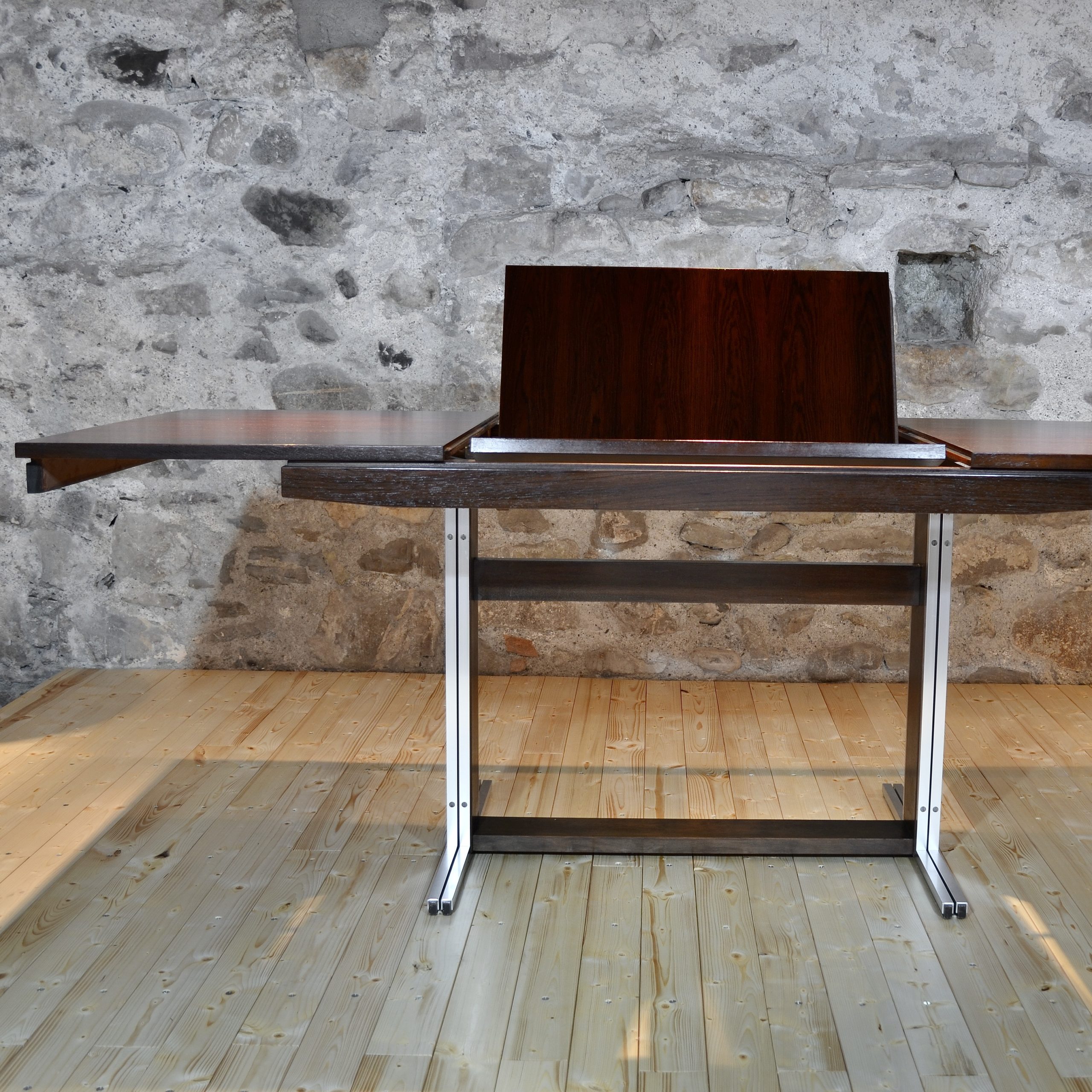 Table en palissandre et aluminium, ASCH, Suisse, 1960's | lalmachine.com