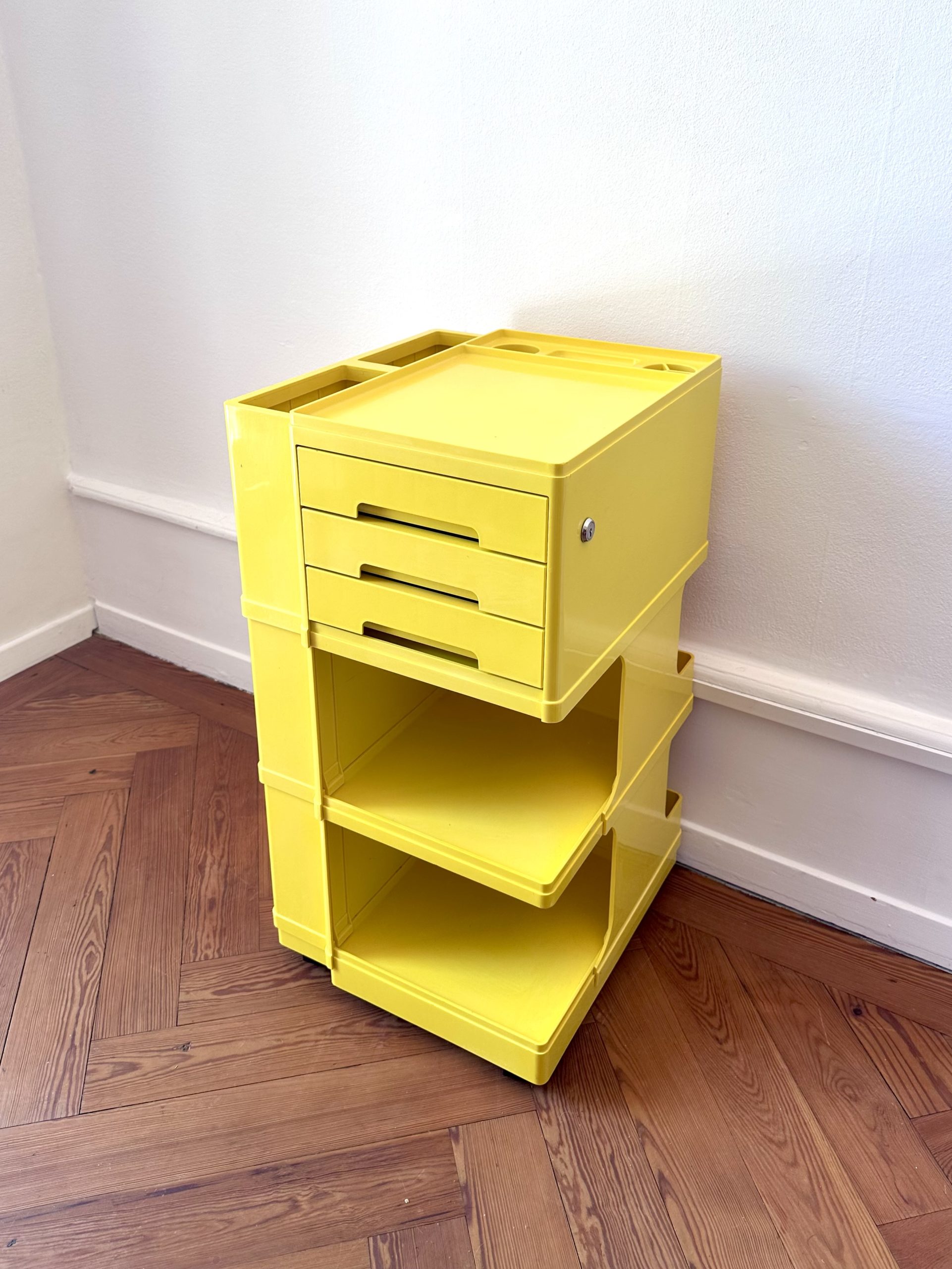 Chariot Stile Neolt Giovanni Pelis | lalmachine.com, mobilier et objets ...